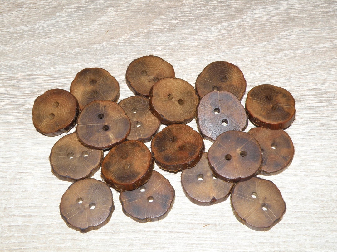 18 Handmade Oak Wood Tree Branch Buttons , Accessories (0,98" Diameter ...