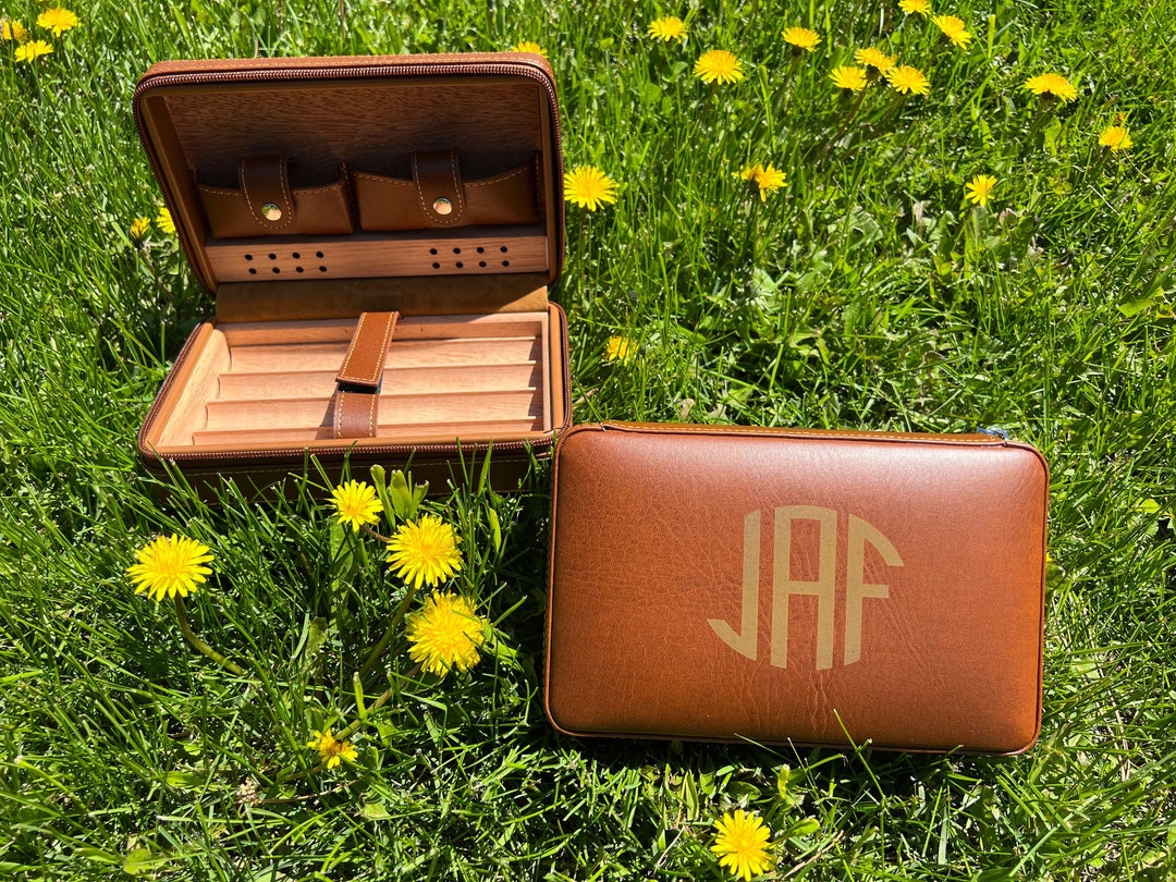 Personalized Cigar Bag Father's Day Gift , Wedding Groomsmen Gift Cigar ...