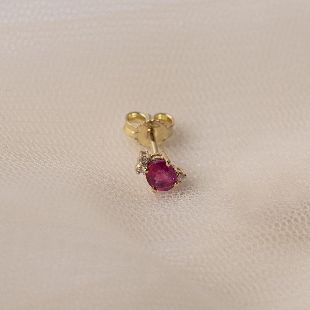 Mono Carousel Piercing Earpiece Red in 18k Gold Regenerated - Etsy