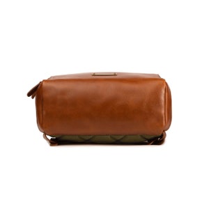 DRAKENSBERG Backpack »arthur« Olive-green, Handmade Courier Backpack ...