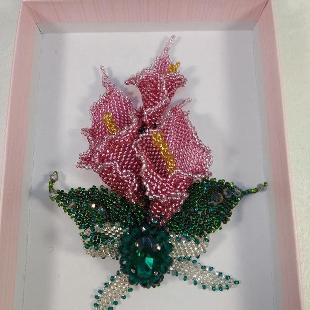 Floral Beaded Brooch. Calla Lily Brooch With Green Rhinestone Bow ...