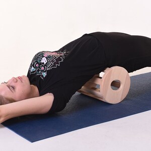 Eco Yoga Tool Wheel Natural Wood Circle Gym Fitness Spinal Traction ...