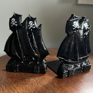 Vintage Upcycled Book Ends, Pirate Ship Bookends, Black Nautical Decor ...