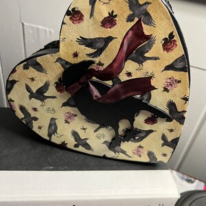 Gothic Heart Gift Box, Raven Crow Themed Valentine Day Gift Set, Black ...