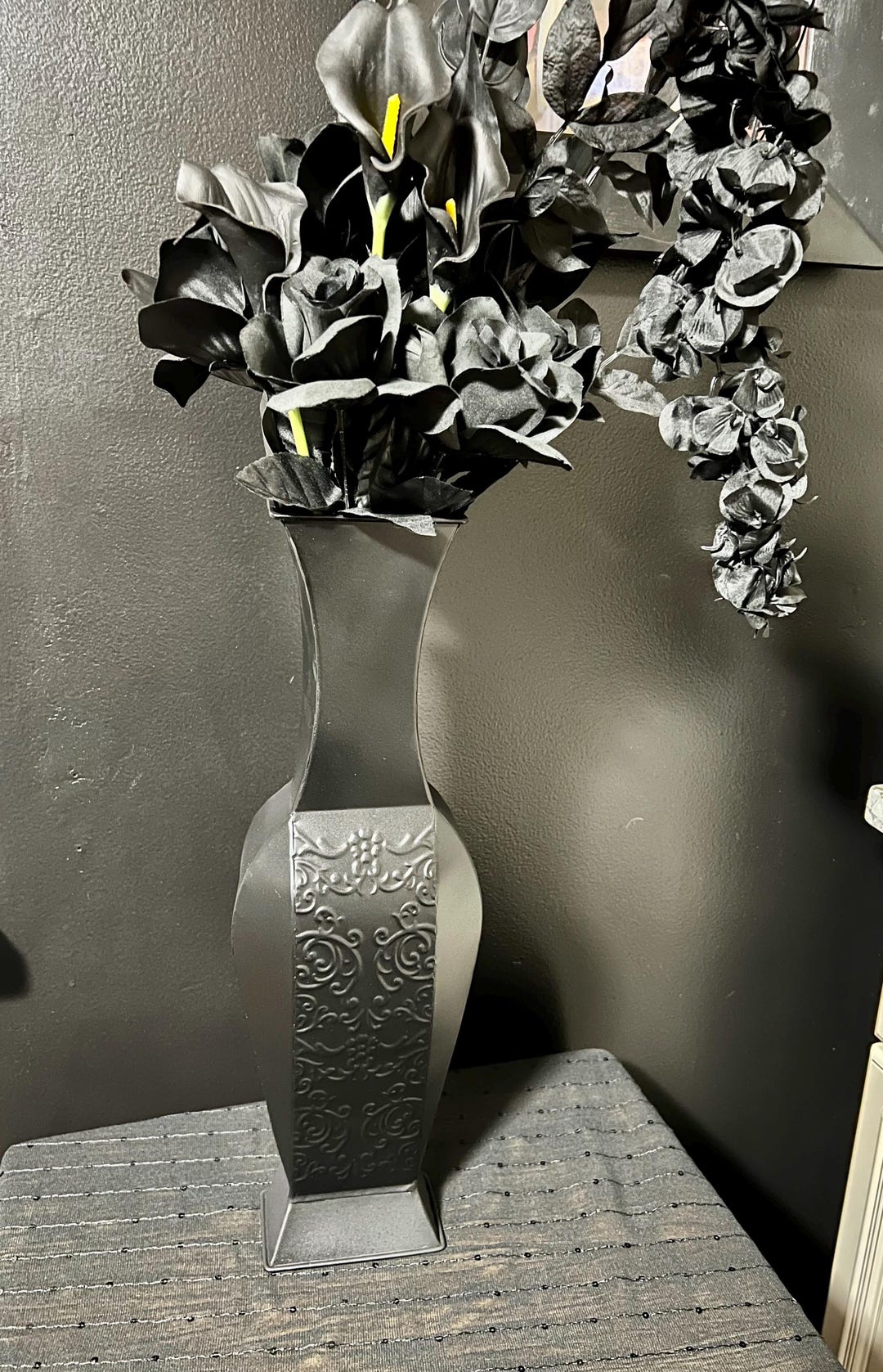 Gothic Floral Vase, Gothic Floral Decor, Gothic Centerpiece Decor ...