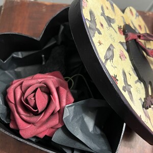 Gothic Heart Gift Box, Raven Crow Themed Valentine’ Day Gift Set, Black ...