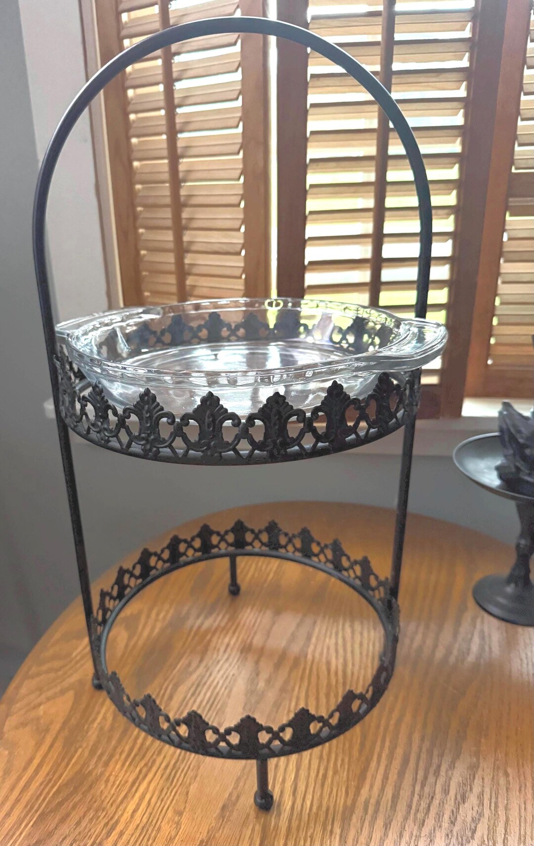 Black Metal Pie Plate Tiered Tray, Gothic Ornate Two Tiered Pie Plate ...
