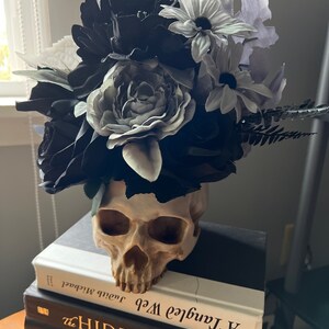 Gothic Skull Centerpiece, Skull Floral, Goth Skull Flower Pot, Skull ...