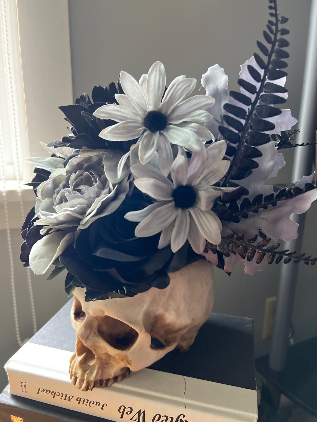 Gothic Skull Centerpiece, Skull Floral, Goth Skull Flower Pot, Skull ...