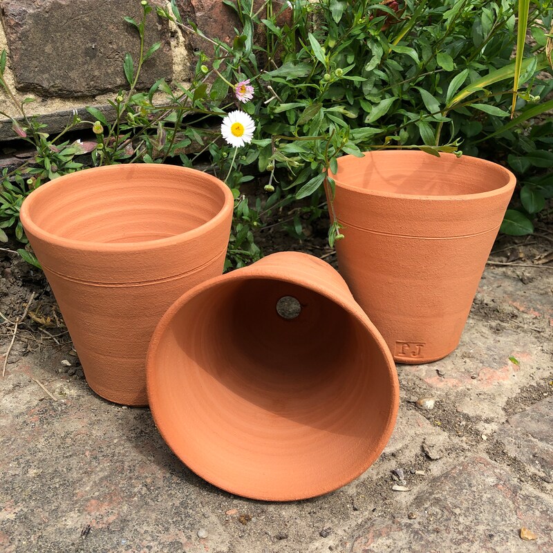 Small Terracotta Pots - Etsy