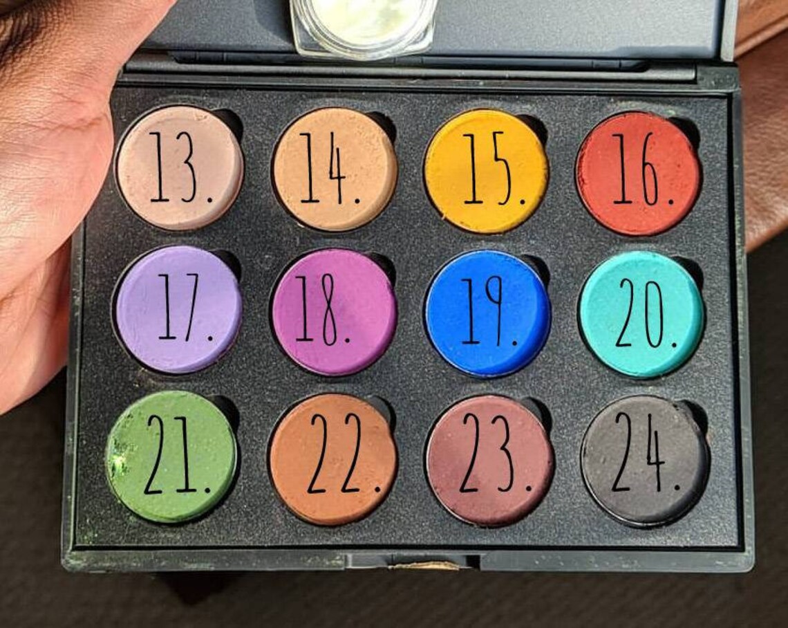 Empty Makeup PALETTE With Pans - You Mix Colors Eyeshadow Palette ...