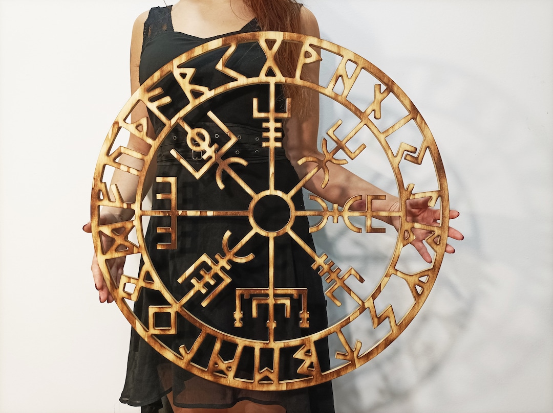 Nordic Compass Iceland Iceland Compass Vegvisir Wall Decoration Wood ...