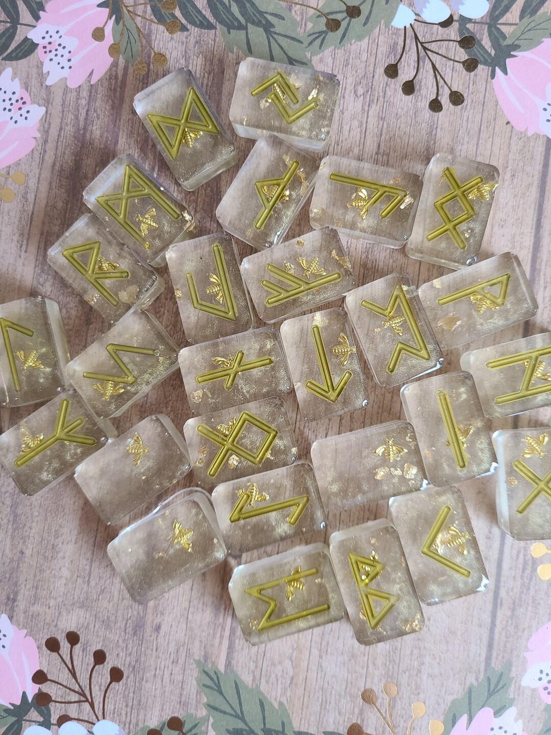 Bumble Bee Rune Set, Elder Futhark Runes, Witch Gift, Divination Tool ...
