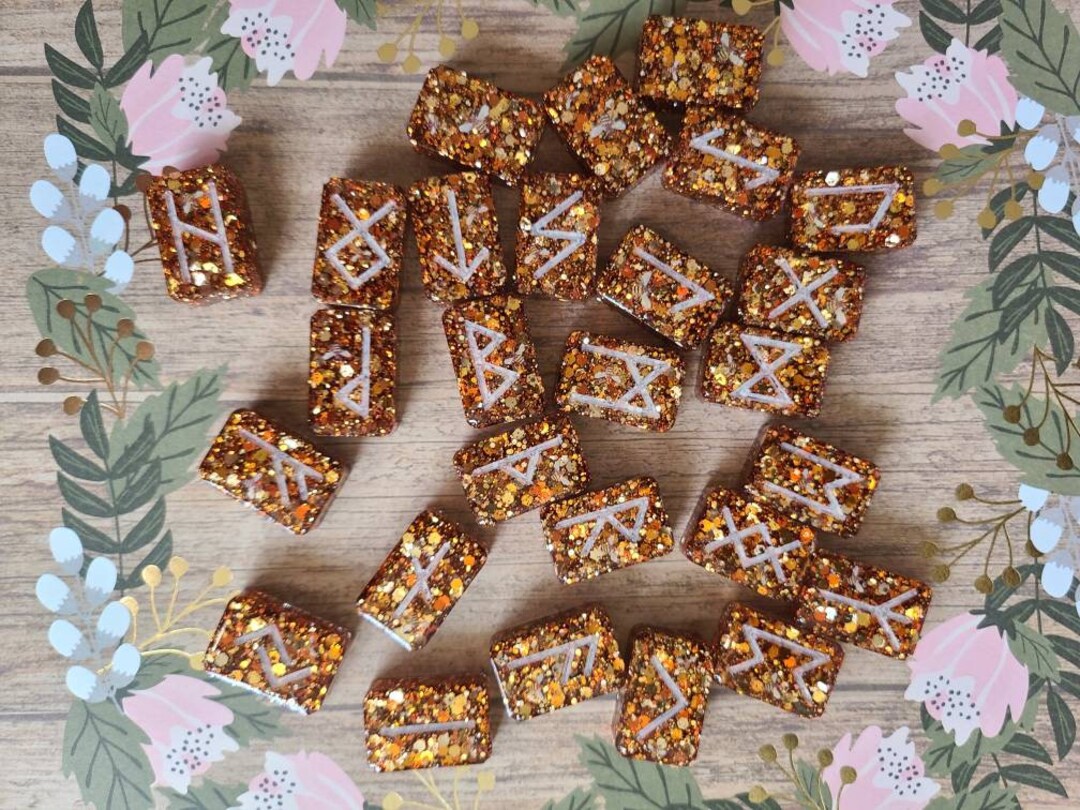 Bumble Bee Rune Set, Elder Futhark Runes, Witch Gift, Divination Tool ...