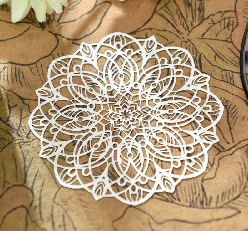 Paper Doily Pack 10 PC. Finely Detailed Paper Doilies. - Etsy