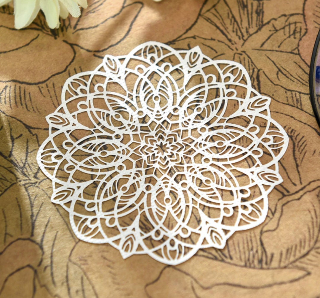 Paper Doily Pack 10 PC. Finely Detailed Paper Doilies. - Etsy