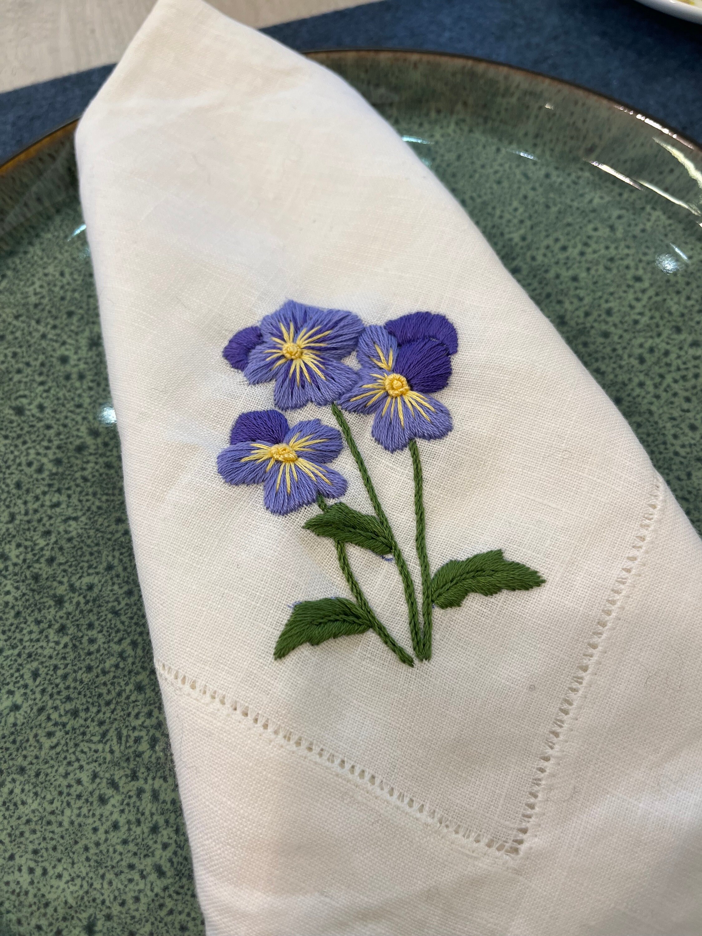 Hand Embroidered Dinner Napkins- Set of 12, Floral Hand Embroidered ...