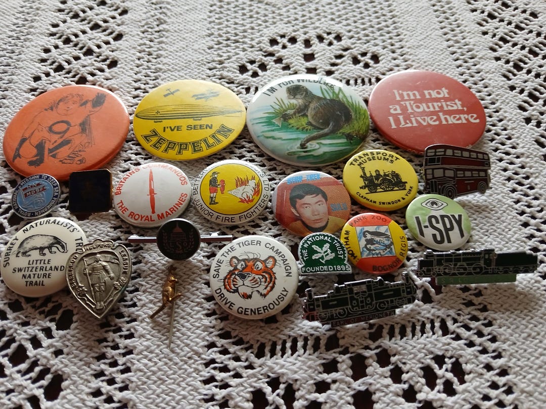 Twenty One Vintage 60's, 70's Pin on Badges. - Etsy