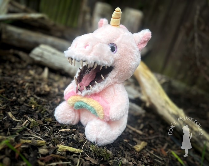 Flutter Fleshripper Horror Unicorn. Horror Teddy, Creepy Teddy, Creepy ...