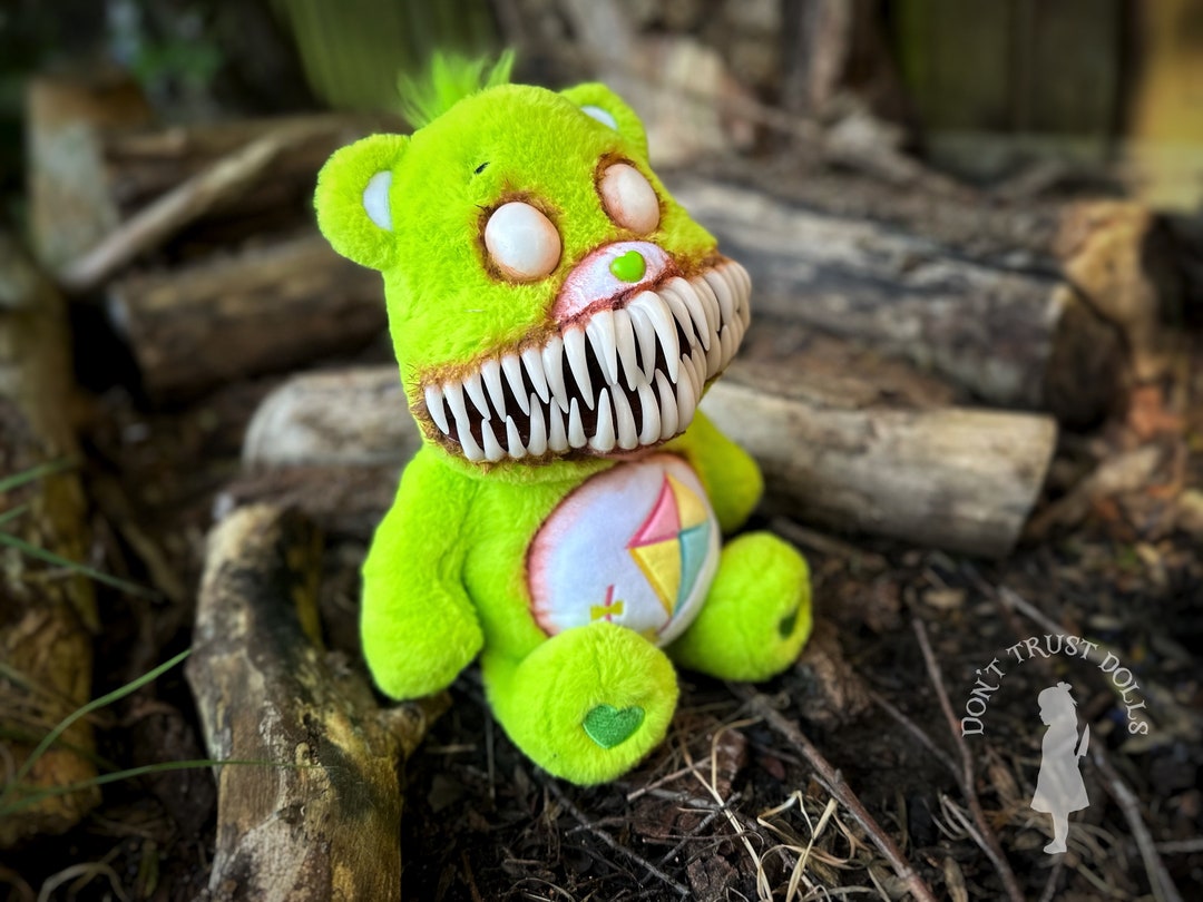 Scare Bear - Creepy Horror Zombie Bear | Horror Teddy, Creepy Teddy ...
