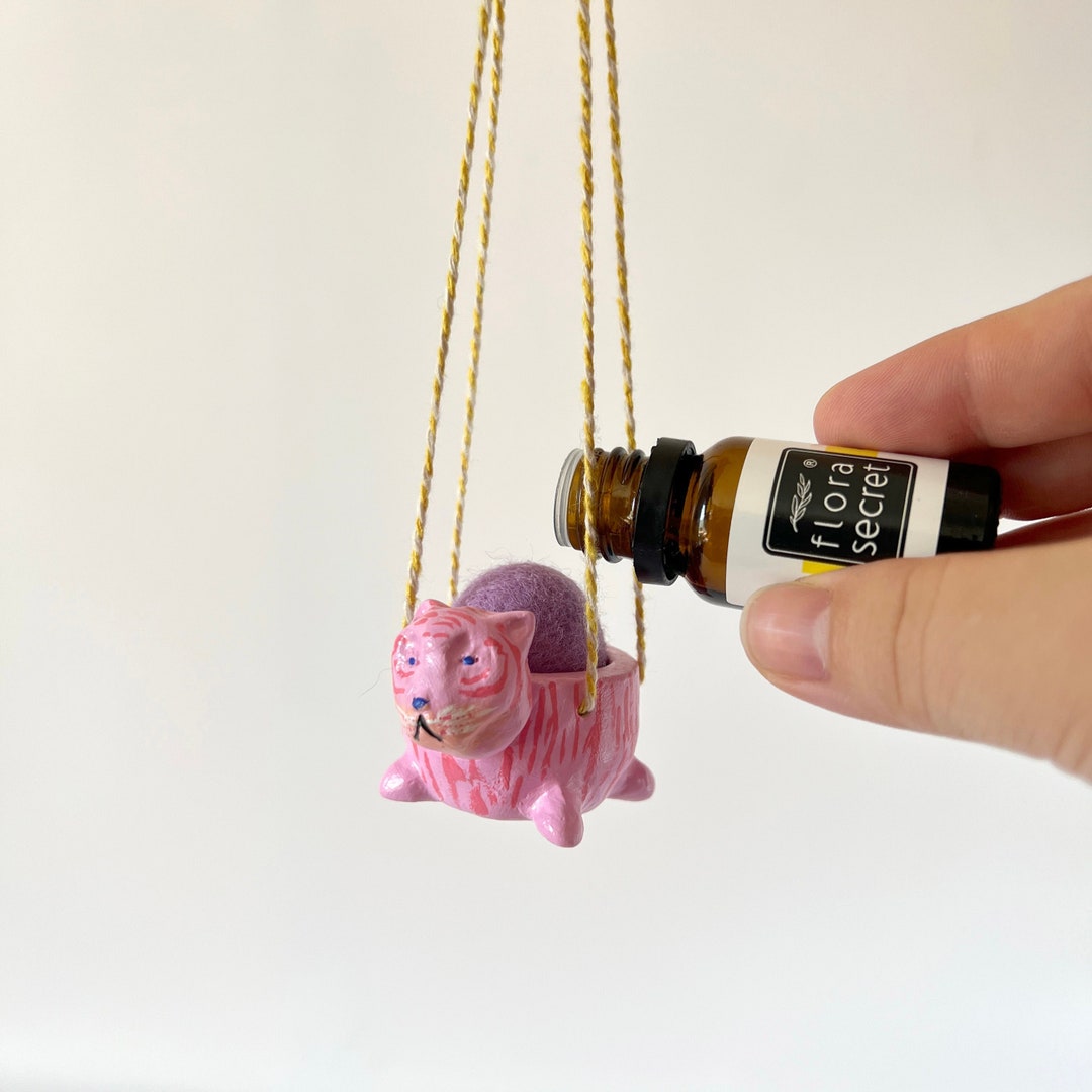 Pink Tiger Hanging Car Air Freshener Essential Oil Car Clay Diffuser ...