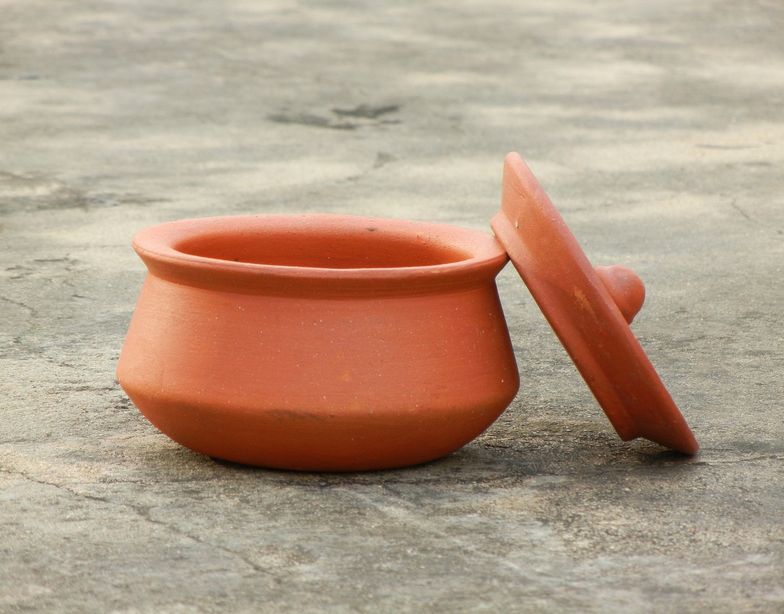 Indian Clay Mitti Earthen Pot for Cooking & Serving, Earthen Cooking ...
