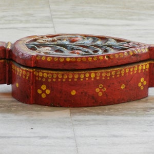 Wooden Vintage Indian Tikka Box, 2 Compartment Box, Kumkum Box, Color ...