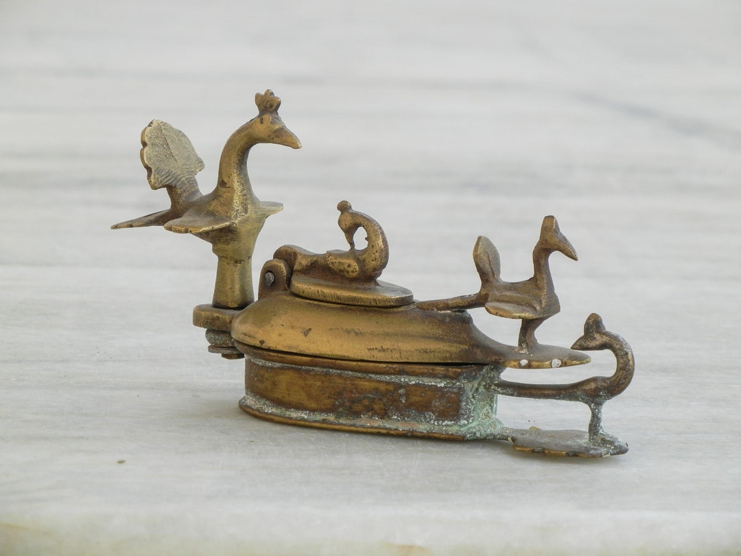 Brass Vintage Indian Tikka Box, 3 Compartment Box, Kumkum Box, Color ...