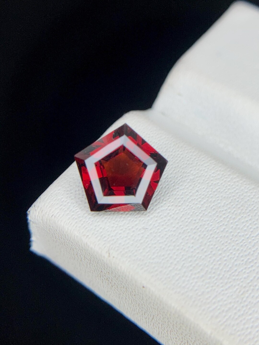 Rare Fiery Orange Spessartite Garnet Gemstone 2.35ct, Its Pentagonal ...