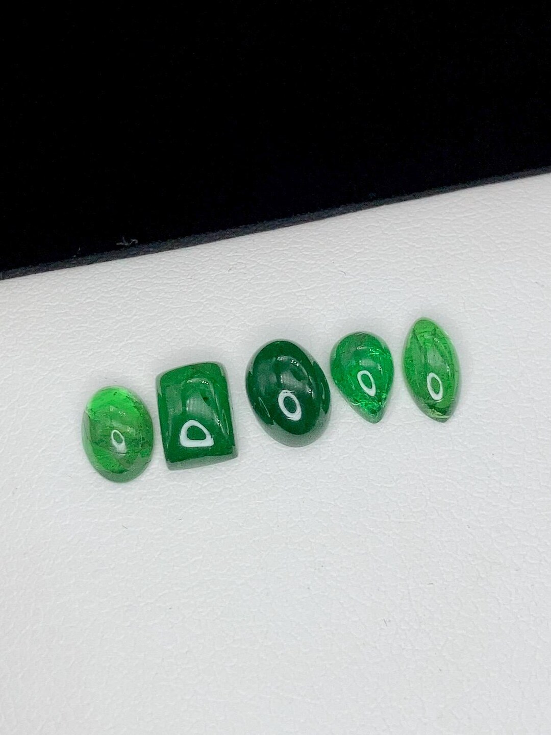Mesmerising Green Hue Tsavorite Garnet Cabochon Lot, Mixed Lot With ...