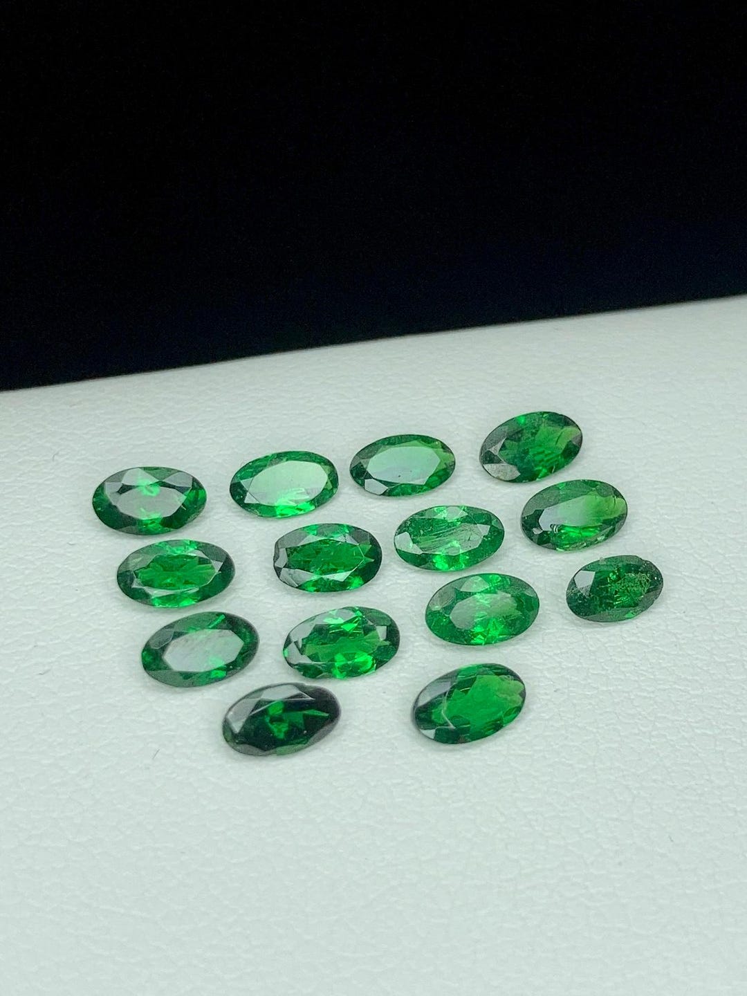 Natural Tsavorite Green Garnet Gemstone Lot 3.05ct, Its Meticulously ...
