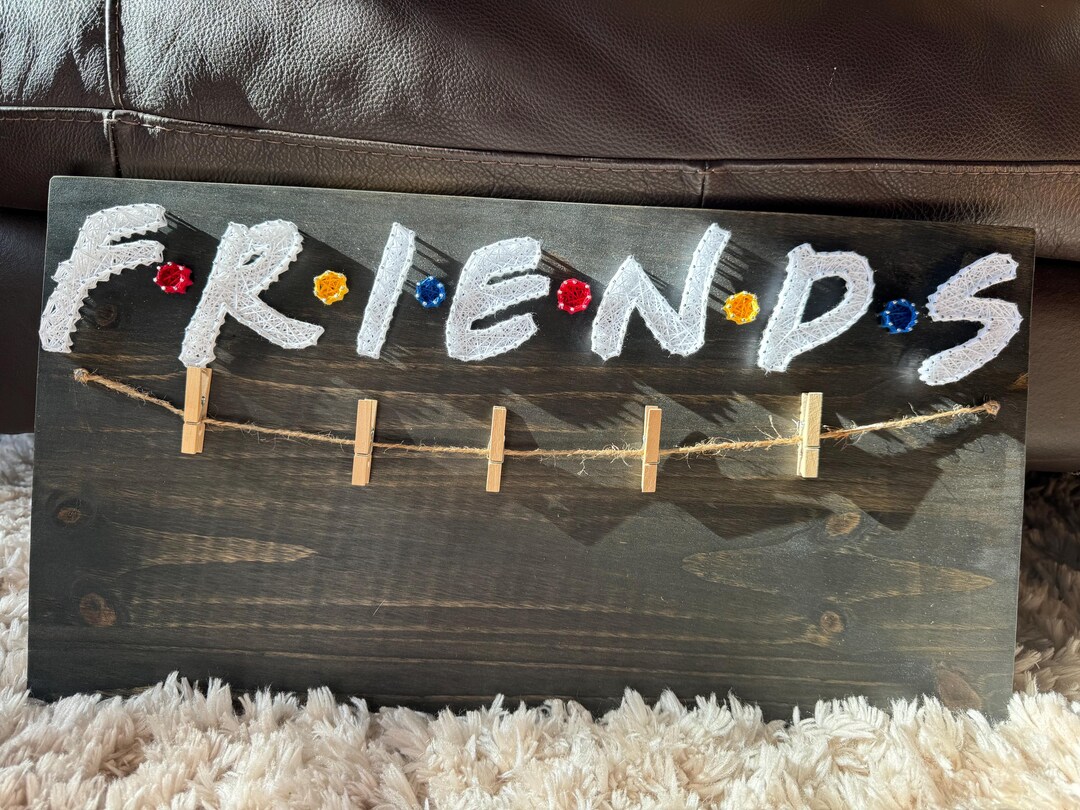 FRIENDS String Art | String Art | Nails & Wood | String Design | Wall ...