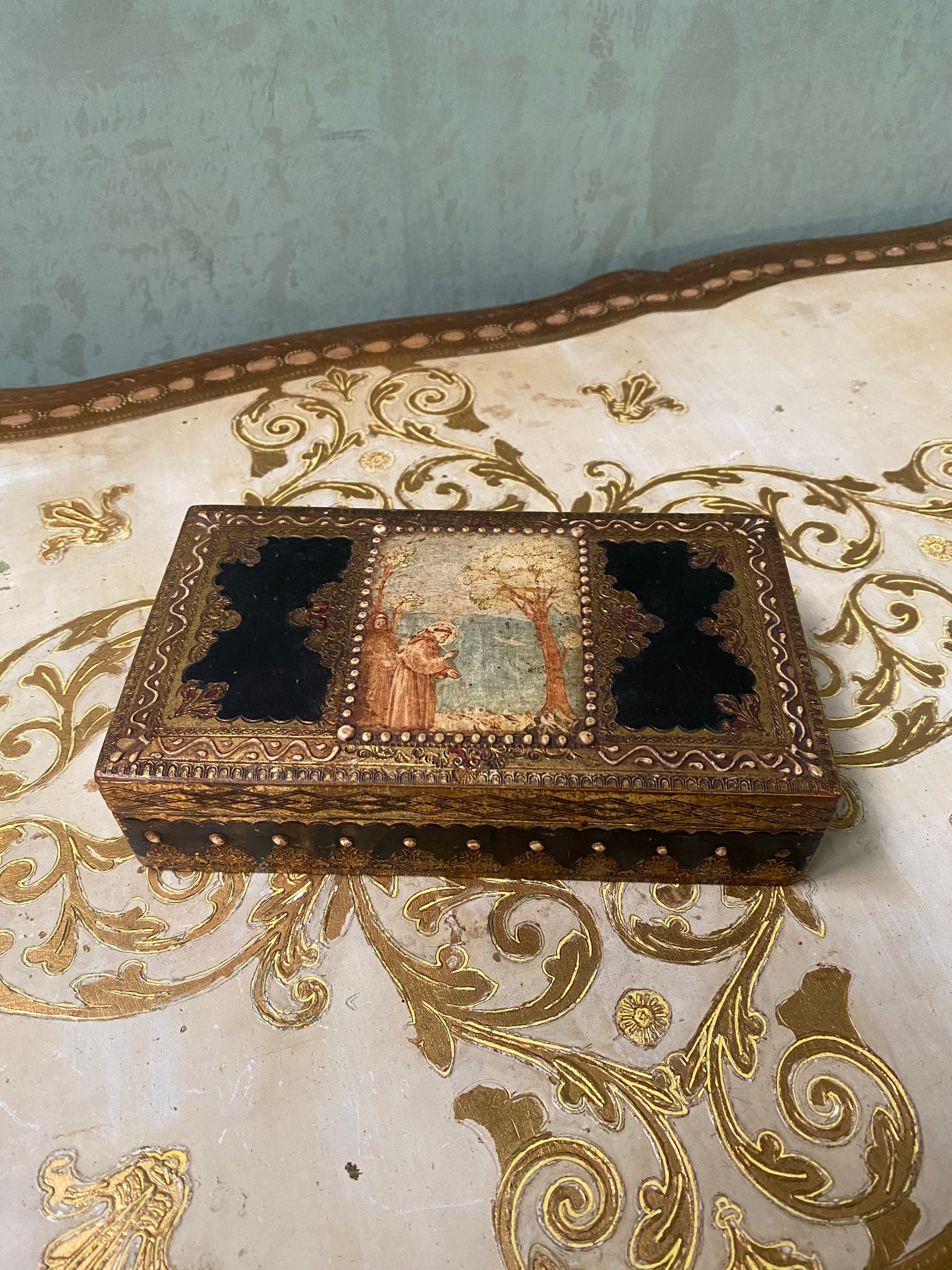Vintage Italian Box Depicting Saint Francis of Assisi - Etsy
