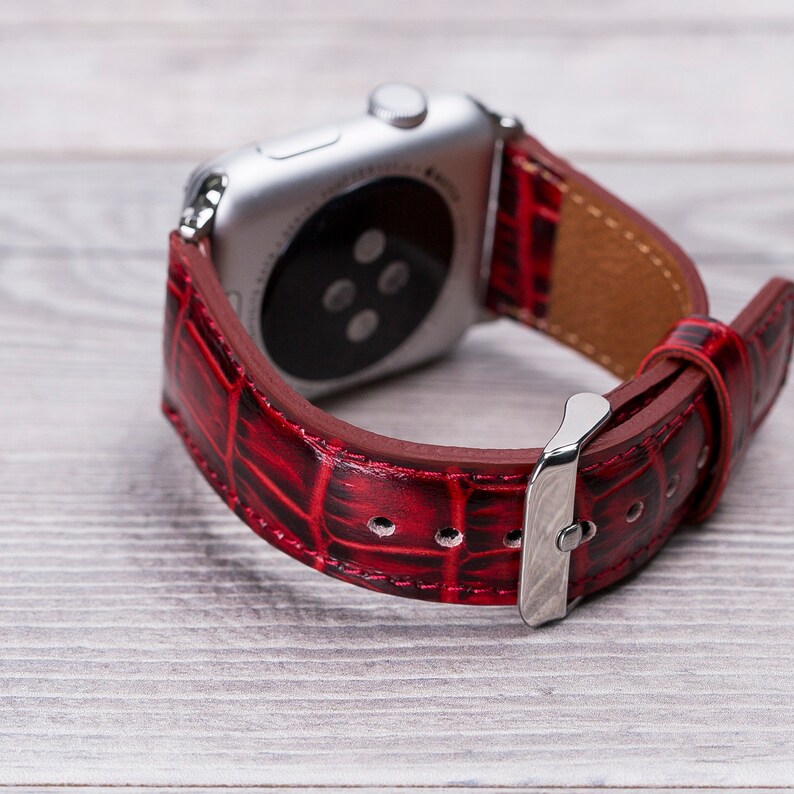Croco Pattern Red Leather Apple Watch Band 45mm 44mm 41mm | Etsy