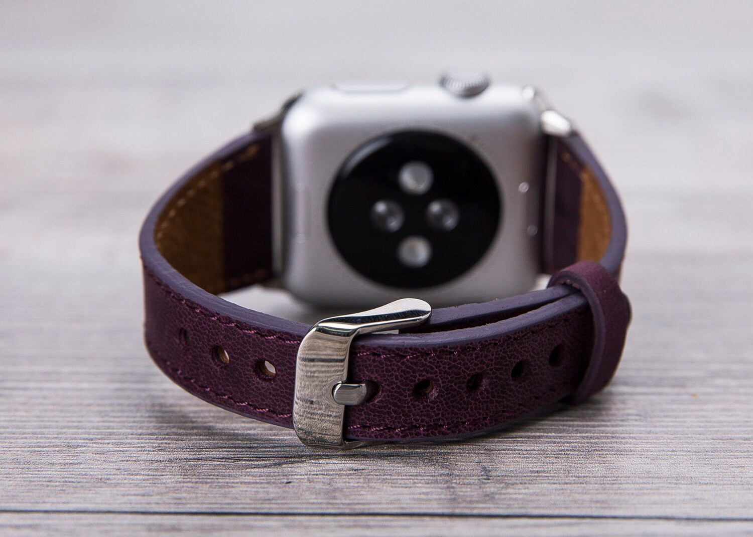 Purple SLIM Leather Apple Watch Band 42mm 41mm 40mm 44mm - Etsy