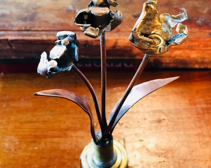 Bullet Flowers Copper Stem and Leaves Shell Base - Etsy