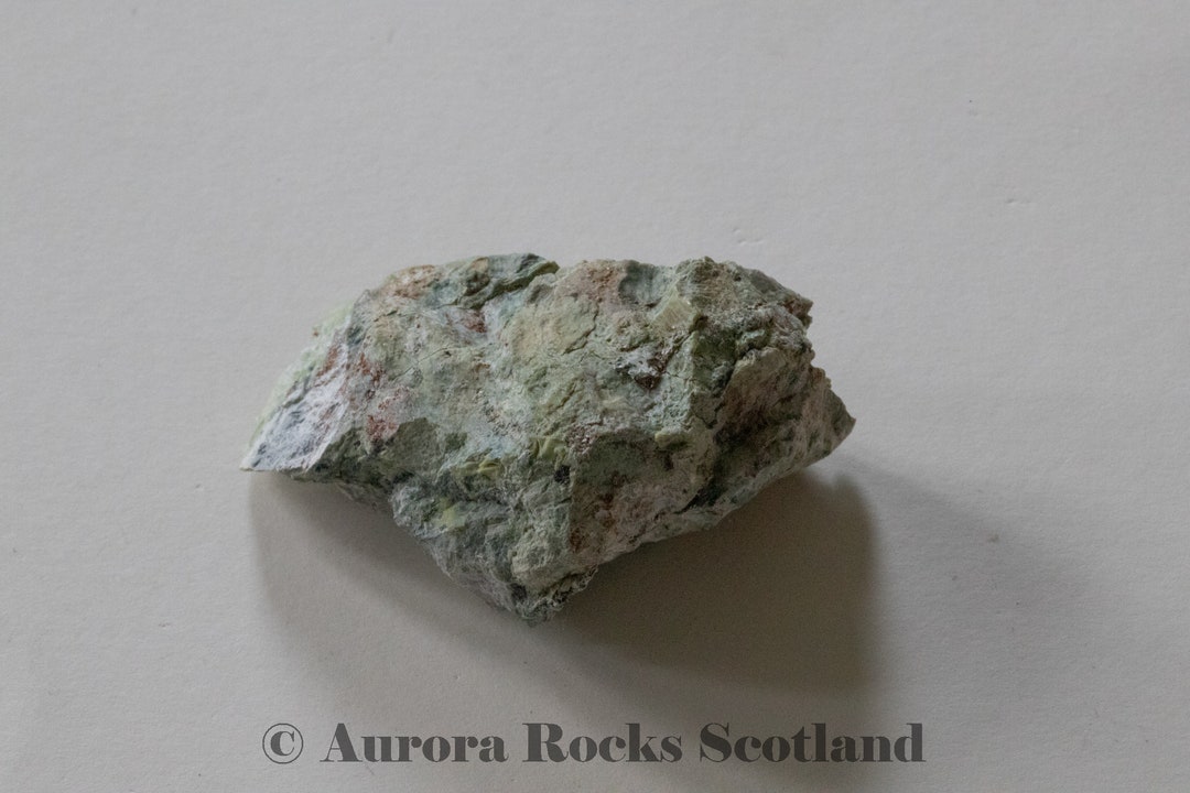 Pyroaurite Specimen - Crystal Mineral Specimen - Mineral Collection - Etsy