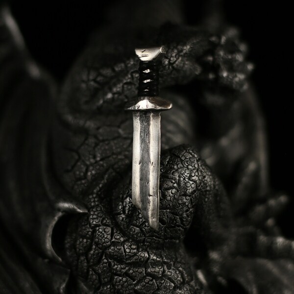 Silver Broken Sword Pendant - Etsy