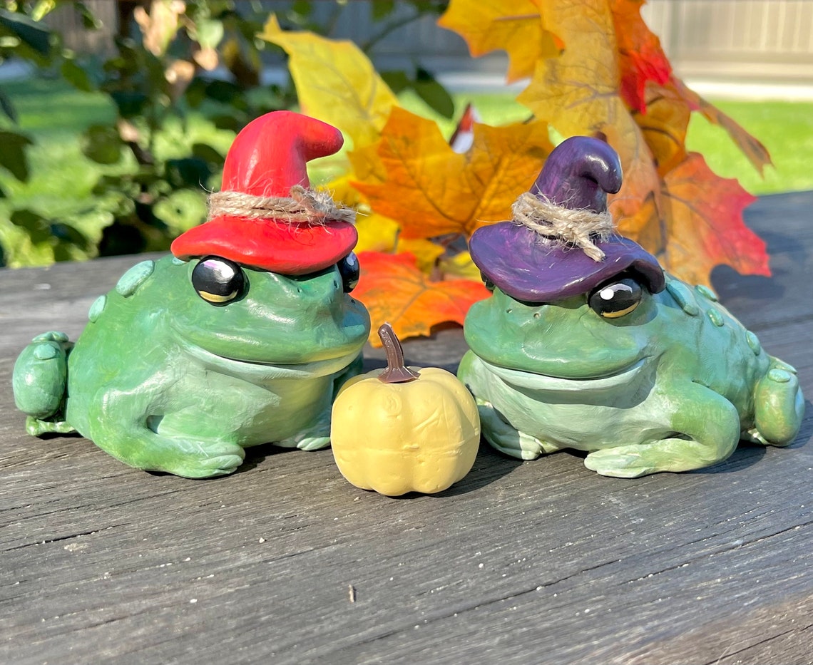 Handmade Hand-painted Polymer Clay Halloween Fall Spring Witch Toad ...
