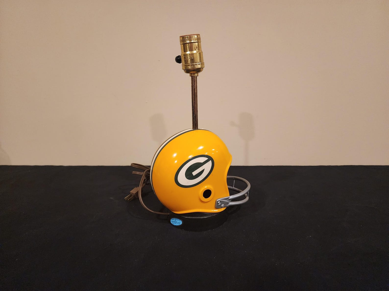 Vintage Green Bay Packers Mini Helmet Lamp: NFL Decor - Etsy