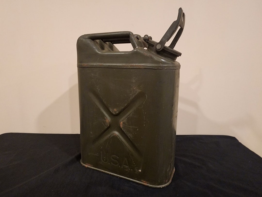 Vintage 1945 World War 2 U.S Military Gasoline Can, Vintage Jerry Gas ...