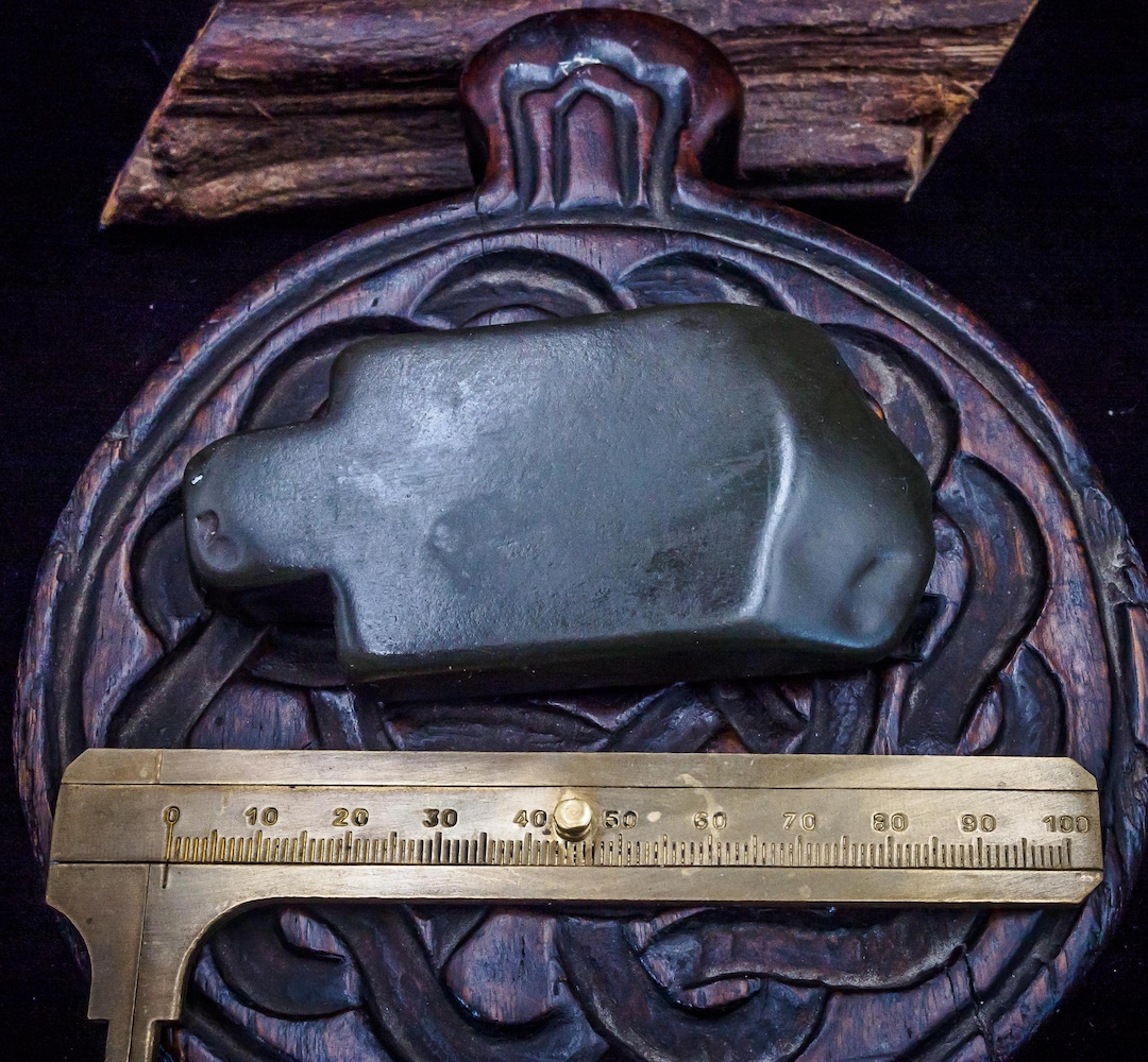 Neolithic Laotian Stone Adze/ Shouldered Stone Axehead/rare Neolithic ...