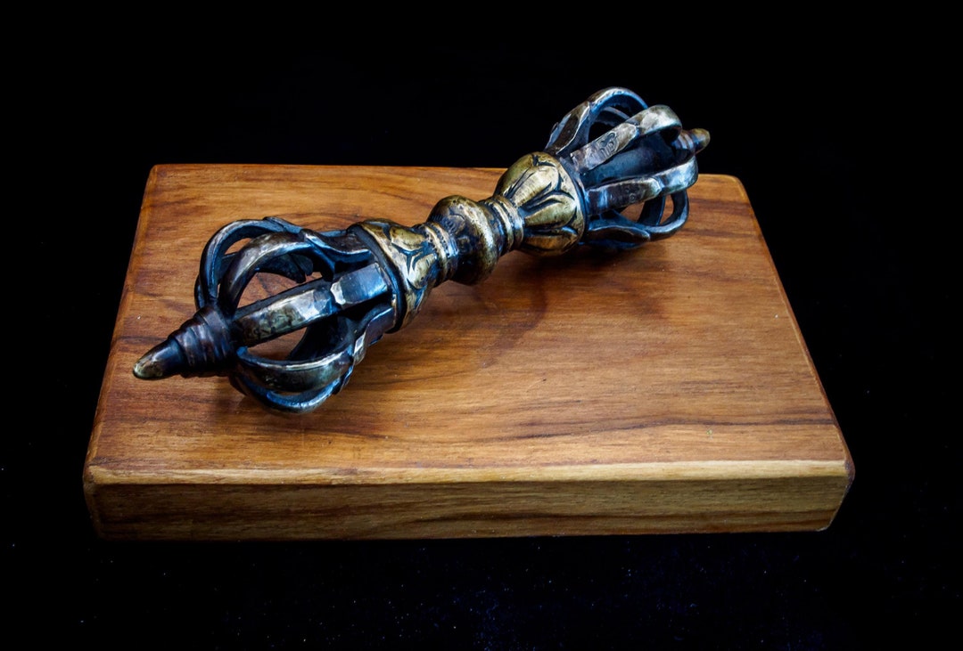 Tibetan Bronze Vajra/buddhist Nine-pronged Dorje/vajrayana Diamond ...