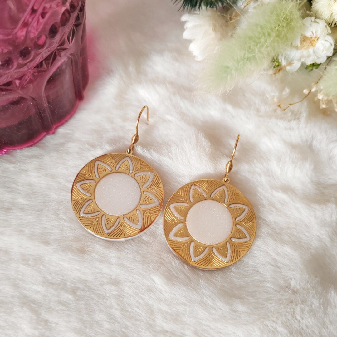 Nami Earrings in Pearly White Polymer Clay, Resin and Gold Stainless ...