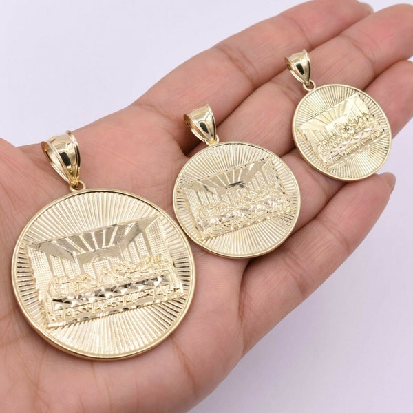 Gold Medallion - Etsy