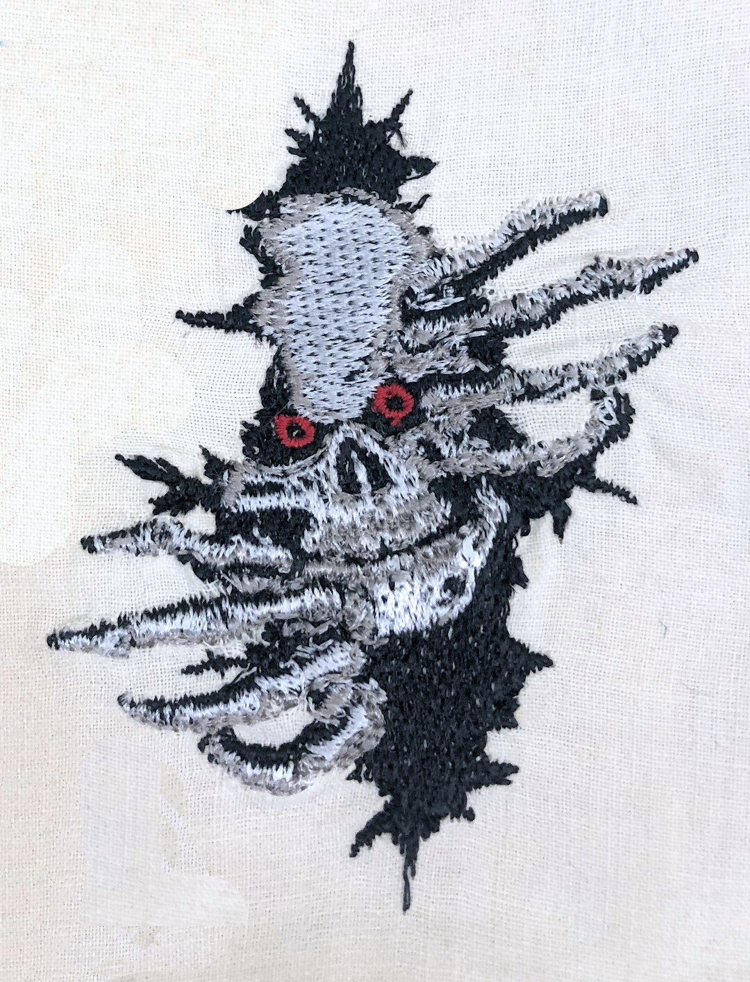 Spooky Skull Small Machine Embroidery Design - Etsy