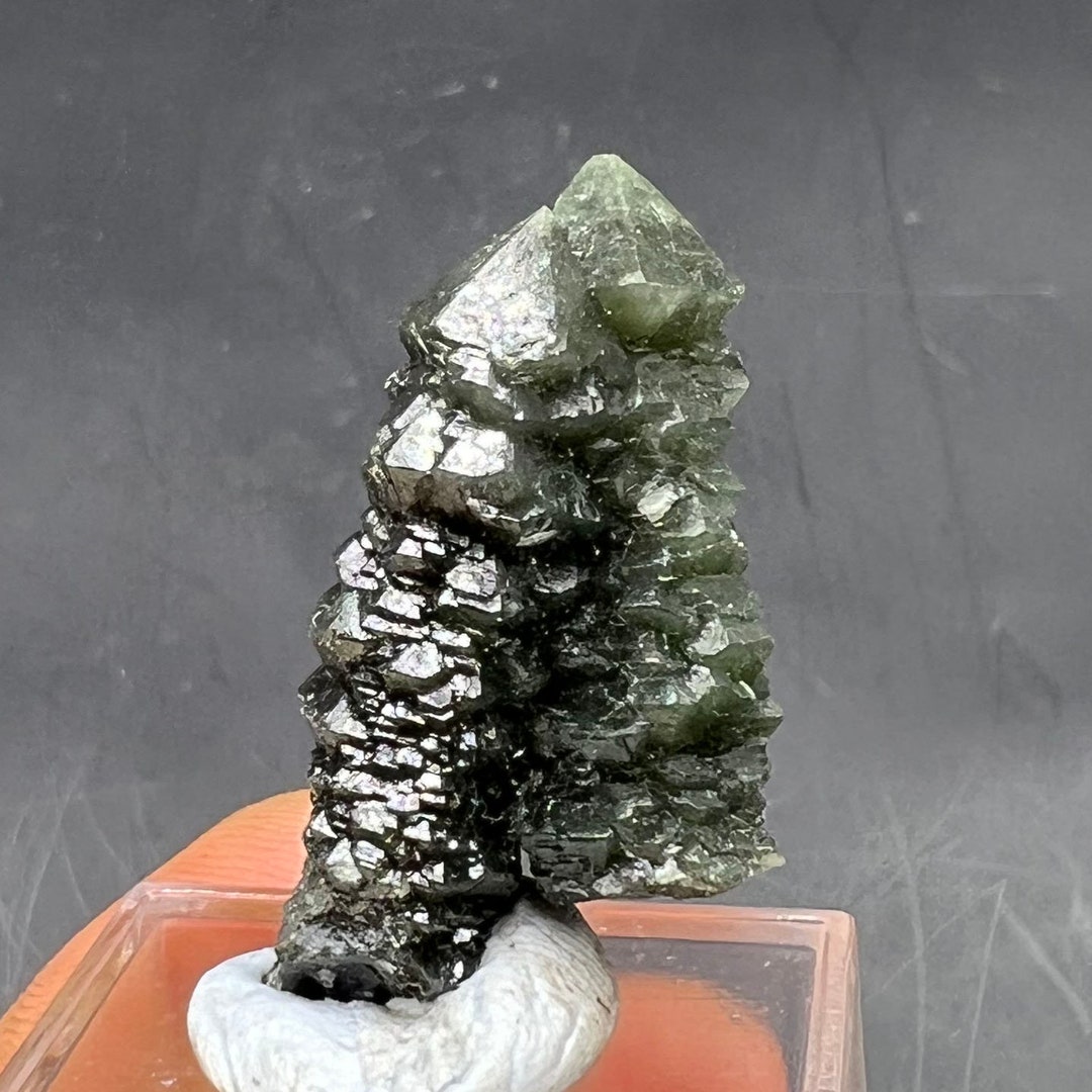Natural Green Quartz Crystal Cluster Mineral Specimen From Inner ...