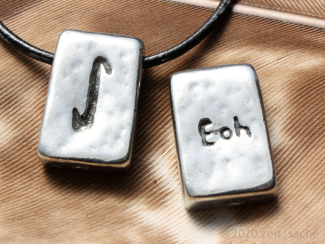 Runen Anhänger Eihwaz Wikinger Rune Eoh nordische Mythologie Rune Eibe ...