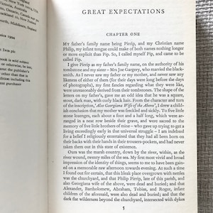 Great Expectations by Charles Dickens. Penguin Popular Classics Edition ...