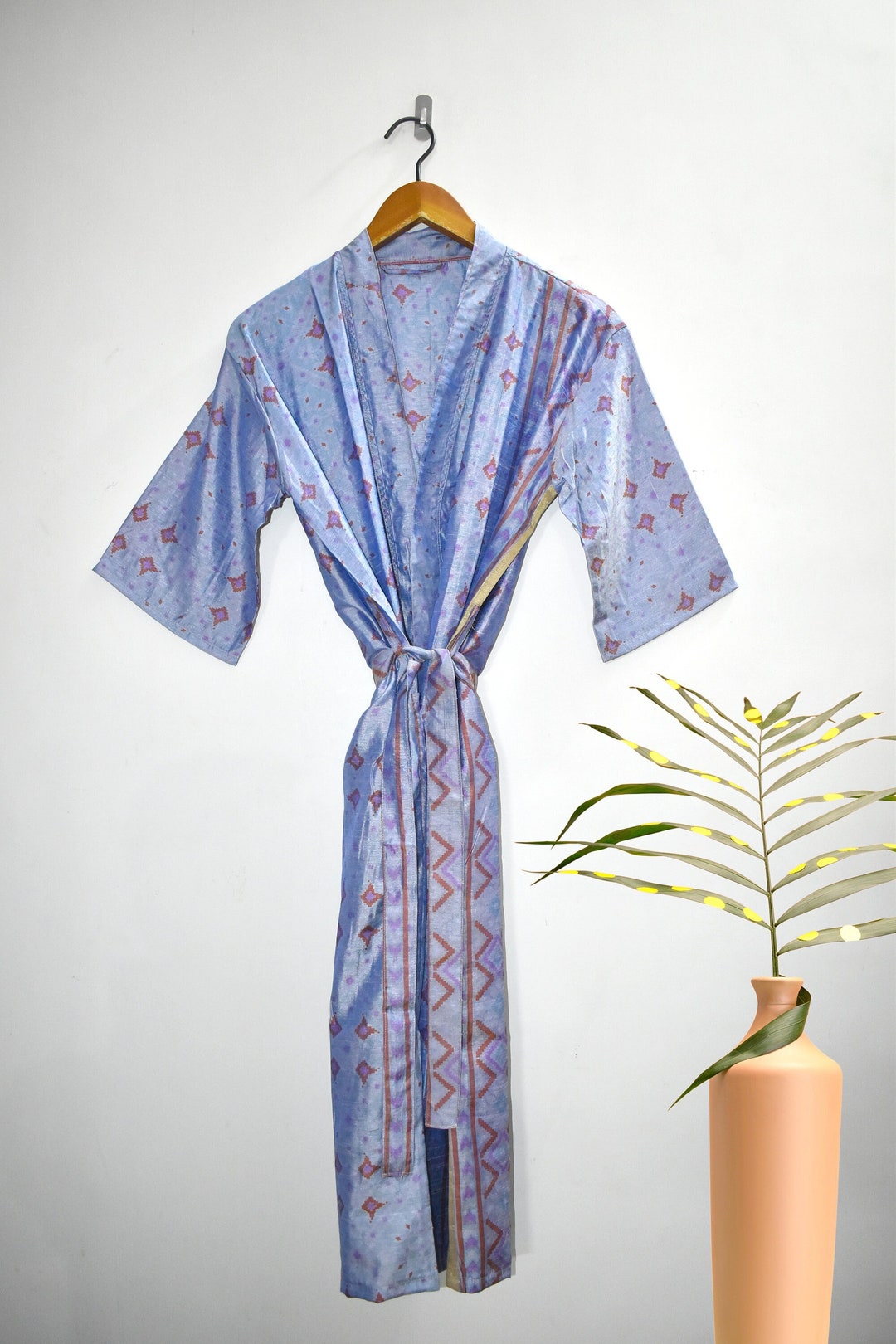 Indian Beautiful Vintage Silk Sari Kimono Robe Bikini Cover Robe Dress ...